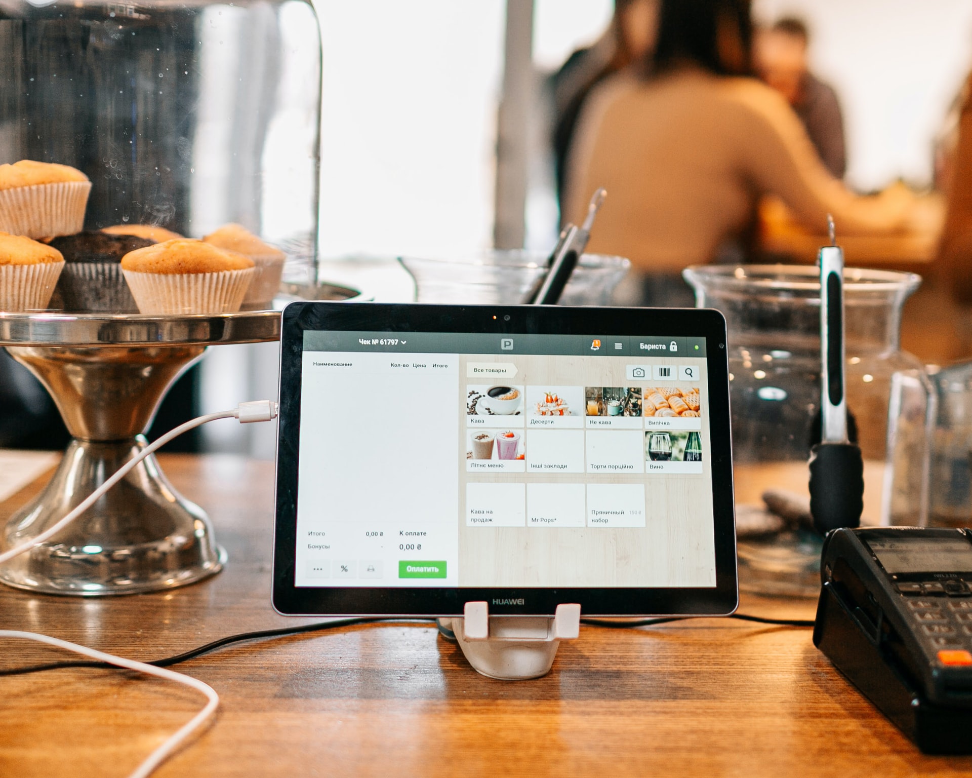 The Top Features Your Restaurant POS System Must Have - CCS POS
